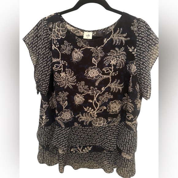 CAbi | Tops | Cabi Hybrid Floral Flutter Sleeve Tiered Blouse In Xl ...